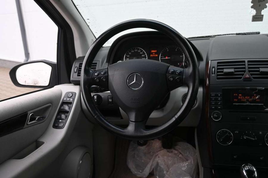 Blue Mercedes-Benz A 180 2008 in Kretinga, with an engine capacity of 2.00 L and mileage of 257 thousand km for 2699 €, photo 23 on AUTOMOTO.COM.LV