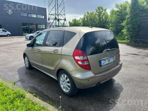 Brūns Mercedes-Benz A 180 2005 Rīga, ar dzinēja tilpumu 2.00 L un nobraukumu 230 tūkst. km par 800 €, foto 4 vietnē AUTOMOTO.COM.LV
