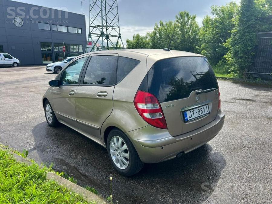 Brūns Mercedes-Benz A 180 2005 Rīga, ar dzinēja tilpumu 2.00 L un nobraukumu 230 tūkst. km par 800 €, foto 4 vietnē AUTOMOTO.COM.LV