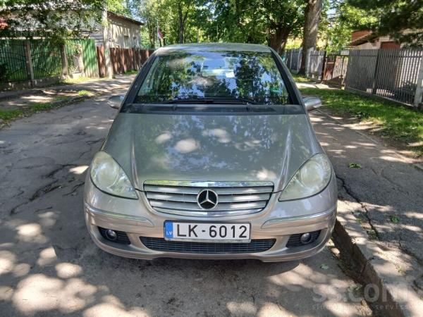 Brūns Mercedes-Benz A 180 2007 Rīga, ar dzinēja tilpumu 2.00 L un nobraukumu 208 tūkst. km par 750 €, foto 2 vietnē AUTOMOTO.COM.LV