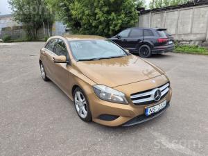 Brūns Mercedes-Benz A 180 2013 Rīga, ar dzinēja tilpumu 1.80 L un nobraukumu 303 tūkst. km par 9490 €, foto 3 vietnē AUTOMOTO.COM.LV