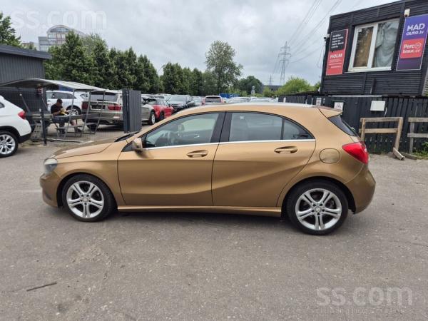 Brown Mercedes-Benz A 180 2013 in Riga, with an engine capacity of 1.80 L and mileage of 303 thousand km for 9490 €, photo 9 on AUTOMOTO.COM.LV