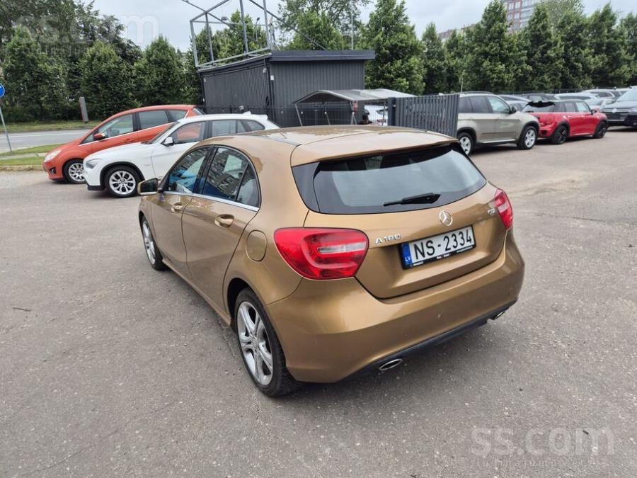 Brūns Mercedes-Benz A 180 2013 Rīga, ar dzinēja tilpumu 1.80 L un nobraukumu 303 tūkst. km par 9490 €, foto 8 vietnē AUTOMOTO.COM.LV