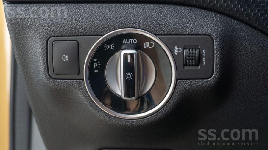 Brūns Mercedes-Benz A 180 2013 Rīga, ar dzinēja tilpumu 1.80 L un nobraukumu 303 tūkst. km par 9490 €, foto 24 vietnē AUTOMOTO.COM.LV