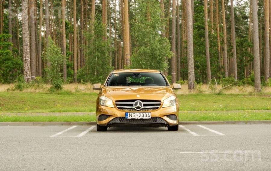 Brūns Mercedes-Benz A 180 2013 Rīga, ar dzinēja tilpumu 1.80 L un nobraukumu 303 tūkst. km par 8490 €, foto 4 vietnē AUTOMOTO.COM.LV