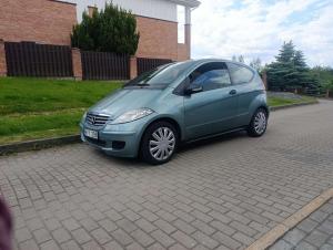 Zaļš Mercedes-Benz A 180 2006 Viļņa, ar dzinēja tilpumu 2.00 L un nobraukumu 295 tūkst. km par 990 €, foto  vietnē AUTOMOTO.COM.LV