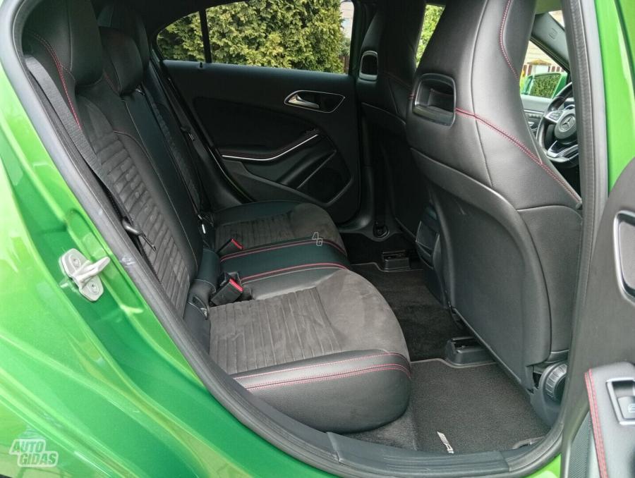 Zaļš Mercedes-Benz A 180 2015 Šauļi, ar dzinēja tilpumu 1.60 L un nobraukumu 240 tūkst. km par 11900 €, foto 21 vietnē AUTOMOTO.COM.LV