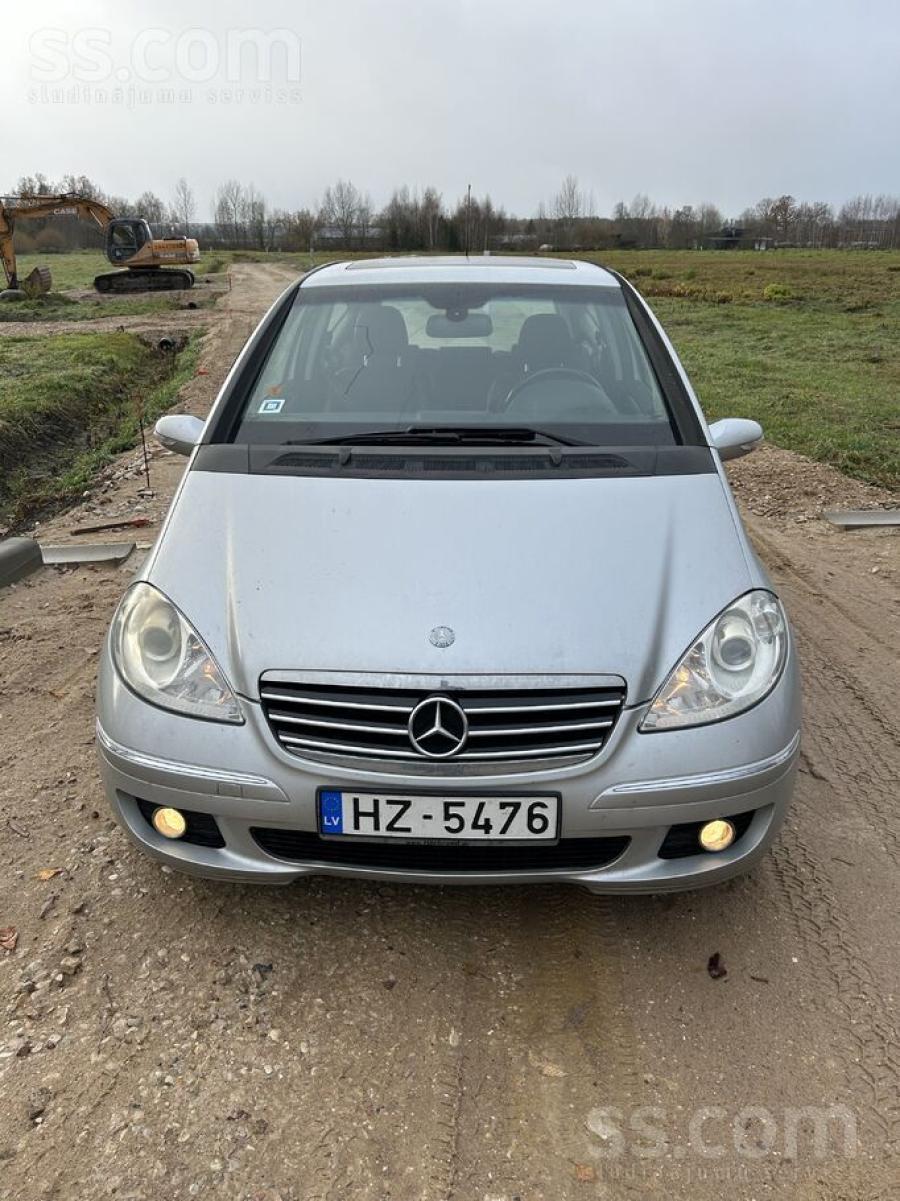 Grey Mercedes-Benz A 180 2005 in Ogre, with an engine capacity of 2.00 L and mileage of 24 thousand km for 23000 €, photo 1 on AUTOMOTO.COM.LV