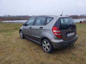 Pelēks Mercedes-Benz A 180 2005 Kretinga, ar dzinēja tilpumu 2.00 L un nobraukumu 290 tūkst. km par 750 €, foto 2 vietnē AUTOMOTO.COM.LV