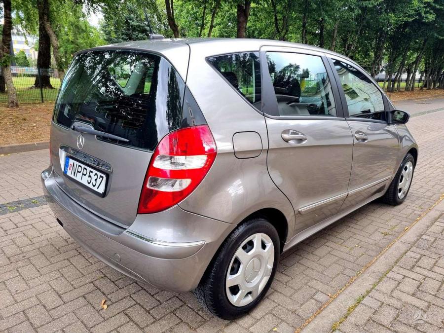 Pelēks Mercedes-Benz A 180 2005 Jonava, ar dzinēja tilpumu 2.00 L un nobraukumu 415 tūkst. km par 1999 €, foto 7 vietnē AUTOMOTO.COM.LV