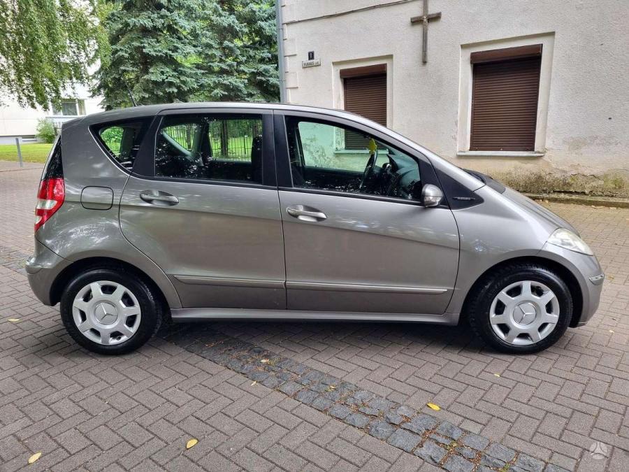 Pelēks Mercedes-Benz A 180 2005 Jonava, ar dzinēja tilpumu 2.00 L un nobraukumu 415 tūkst. km par 1999 €, foto 15 vietnē AUTOMOTO.COM.LV