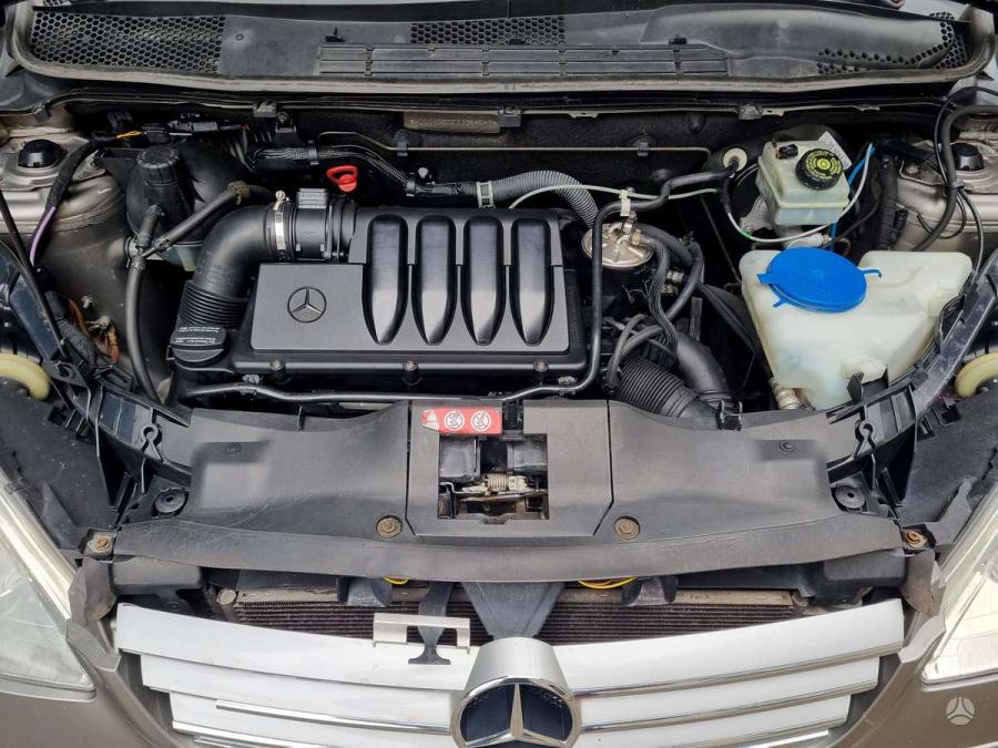 Pelēks Mercedes-Benz A 180 2005 Jonava, ar dzinēja tilpumu 2.00 L un nobraukumu 415 tūkst. km par 1999 €, foto 26 vietnē AUTOMOTO.COM.LV
