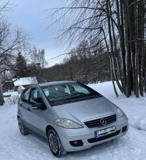 Grey Mercedes-Benz A 180 2006 in Ignalina, with an engine capacity of 1.99 L and mileage of 333 thousand km for 2250 €, photo 2 on AUTOMOTO.COM.LV