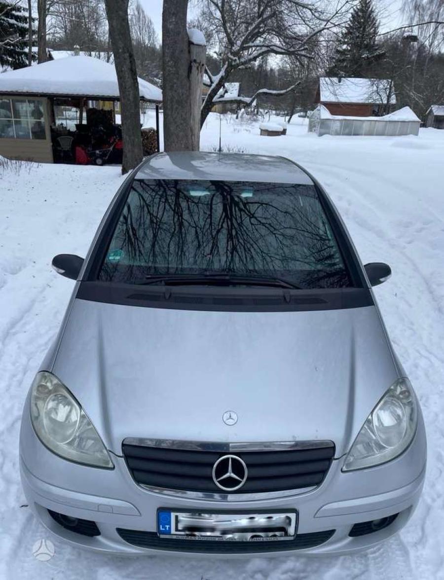 Grey Mercedes-Benz A 180 2006 in Ignalina, with an engine capacity of 1.99 L and mileage of 333 thousand km for 2250 €, photo 6 on AUTOMOTO.COM.LV