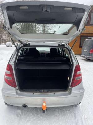 Grey Mercedes-Benz A 180 2006 in Ignalina, with an engine capacity of 1.99 L and mileage of 333 thousand km for 2250 €, photo 20 on AUTOMOTO.COM.LV