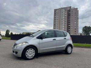 Grey Mercedes-Benz A 180 2006 in Panevezys, with an engine capacity of 1.99 L and mileage of 237 thousand km for 600 €, photo 3 on AUTOMOTO.COM.LV