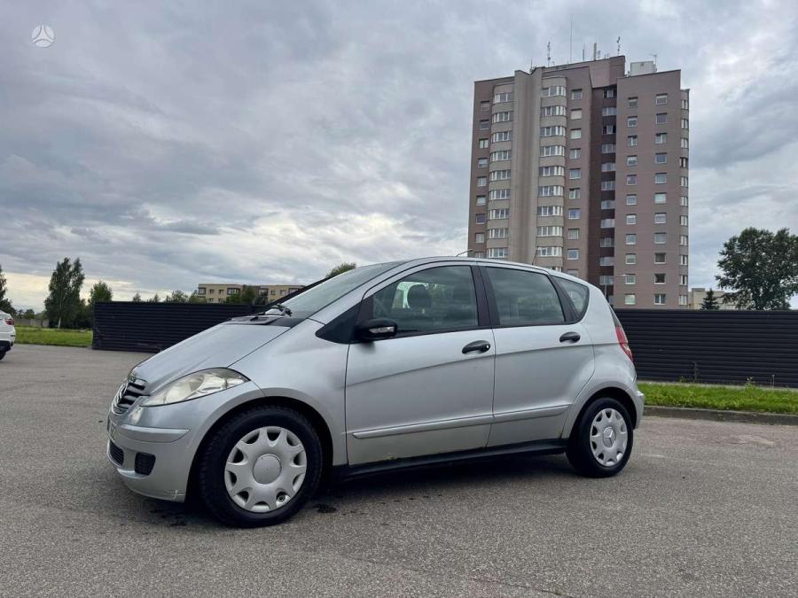 Grey Mercedes-Benz A 180 2006 in Panevezys, with an engine capacity of 1.99 L and mileage of 237 thousand km for 600 €, photo 3 on AUTOMOTO.COM.LV