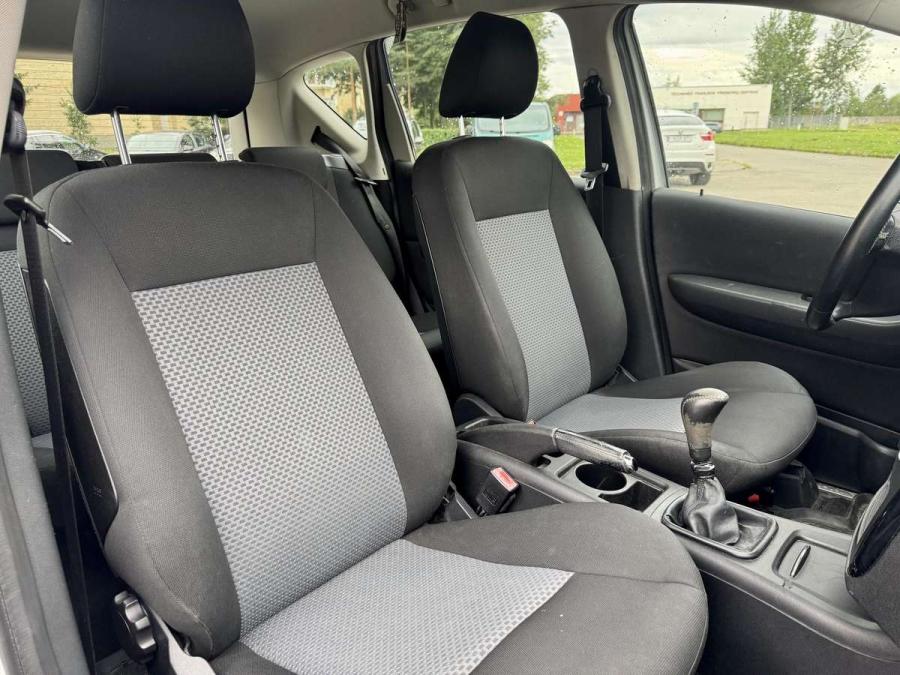 Grey Mercedes-Benz A 180 2006 in Panevezys, with an engine capacity of 1.99 L and mileage of 237 thousand km for 600 €, photo 13 on AUTOMOTO.COM.LV