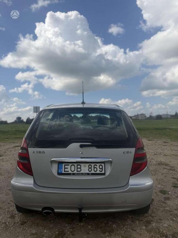 Grey Mercedes-Benz A 180 2006 in Vilnius, with an engine capacity of 1.99 L and mileage of 260 thousand km for 1640 €, photo 10 on AUTOMOTO.COM.LV