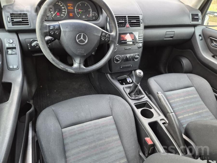 Pelēks Mercedes-Benz A 180 2007 Rīga, ar dzinēja tilpumu 2.00 L un nobraukumu 208 tūkst. km par 1600 €, foto 12 vietnē AUTOMOTO.COM.LV