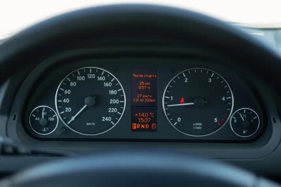 Серый Мерседес А 180 2008 в Лиепая, объемом двигателя 2.00 л и пробегом 327 тыс. км за 3850 €, фото 13 на AUTOMOTO.COM.LV