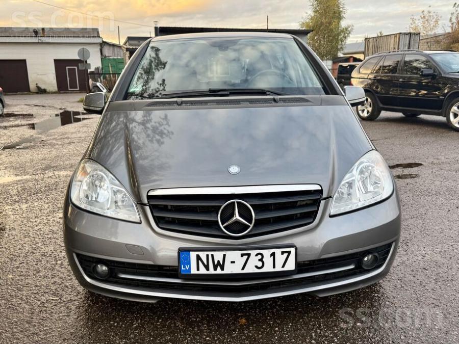 Pelēks Mercedes-Benz A 180 2008 Rīga, ar dzinēja tilpumu 2.00 L un nobraukumu 0 tūkst. km par 2650 €, foto 4 vietnē AUTOMOTO.COM.LV