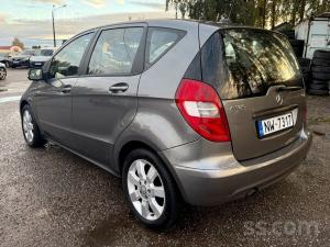 Pelēks Mercedes-Benz A 180 2008 Rīga, ar dzinēja tilpumu 2.00 L un nobraukumu 0 tūkst. km par 2650 €, foto 6 vietnē AUTOMOTO.COM.LV