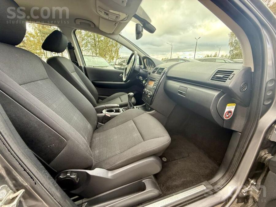 Pelēks Mercedes-Benz A 180 2008 Rīga, ar dzinēja tilpumu 2.00 L un nobraukumu 0 tūkst. km par 2650 €, foto 13 vietnē AUTOMOTO.COM.LV