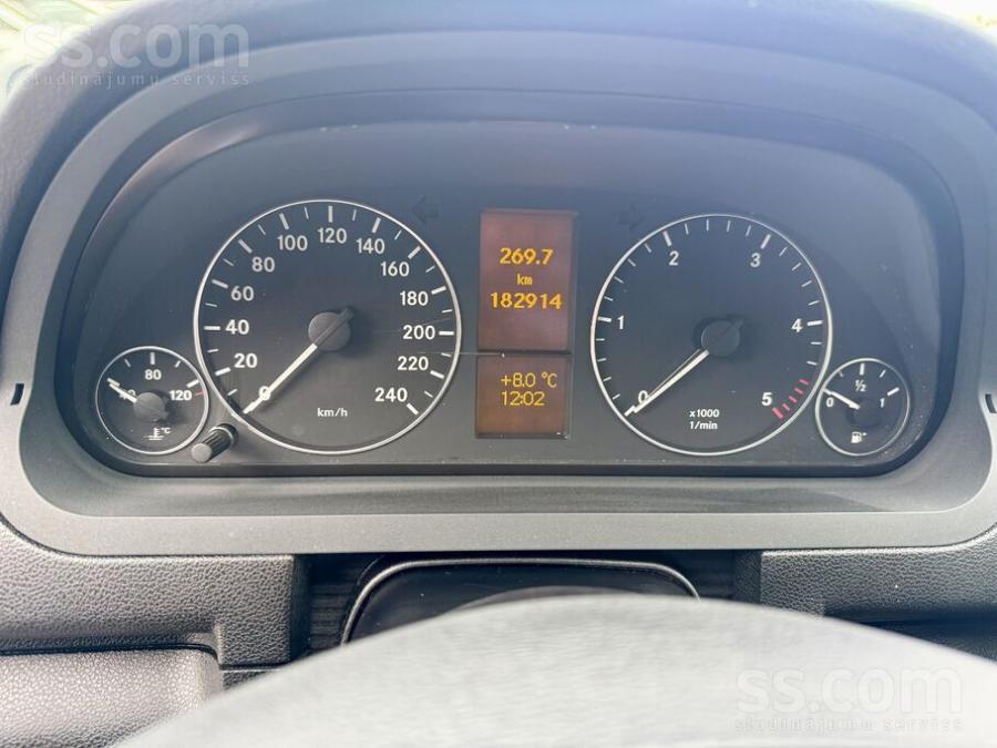 Pelēks Mercedes-Benz A 180 2008 Rīga, ar dzinēja tilpumu 2.00 L un nobraukumu 0 tūkst. km par 2650 €, foto 14 vietnē AUTOMOTO.COM.LV
