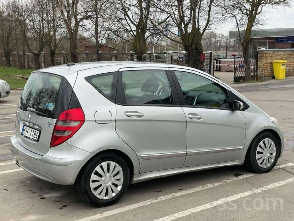 Grey Mercedes-Benz A 180 2008 in Liepaja, with an engine capacity of 2.00 L and mileage of 363 thousand km for 2100 €, photo 2 on AUTOMOTO.COM.LV
