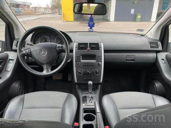 Grey Mercedes-Benz A 180 2008 in Liepaja, with an engine capacity of 2.00 L and mileage of 363 thousand km for 2100 €, photo 5 on AUTOMOTO.COM.LV