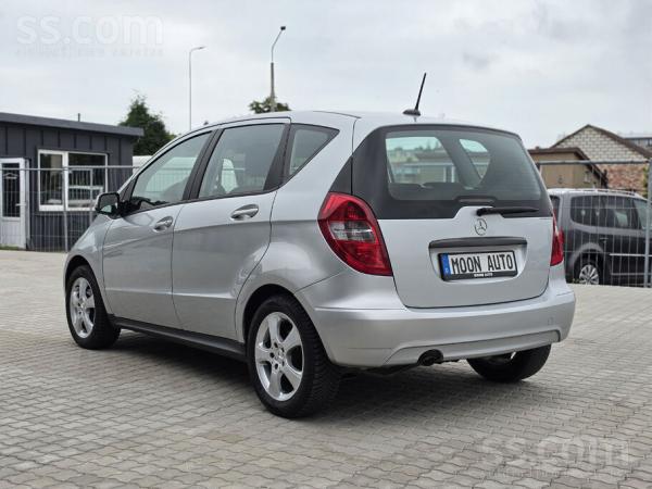 Grey Mercedes-Benz A 180 2009 in Liepaja, with an engine capacity of 2.00 L and mileage of 179 thousand km for 3290 €, photo 8 on AUTOMOTO.COM.LV