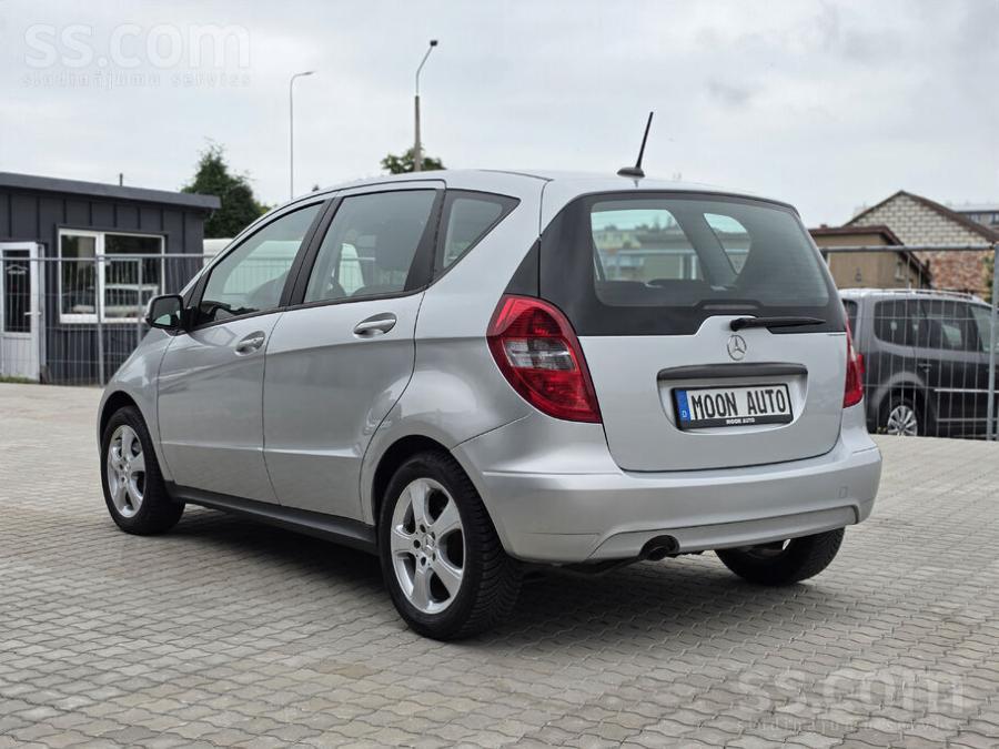 Pelēks Mercedes-Benz A 180 2009 Liepāja, ar dzinēja tilpumu 2.00 L un nobraukumu 179 tūkst. km par 3290 €, foto 9 vietnē AUTOMOTO.COM.LV