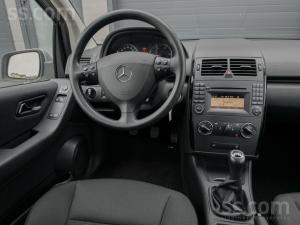 Pelēks Mercedes-Benz A 180 2009 Liepāja, ar dzinēja tilpumu 2.00 L un nobraukumu 179 tūkst. km par 3290 €, foto 12 vietnē AUTOMOTO.COM.LV