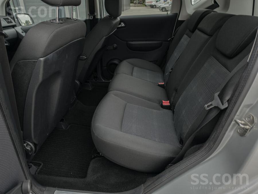 Pelēks Mercedes-Benz A 180 2009 Liepāja, ar dzinēja tilpumu 2.00 L un nobraukumu 179 tūkst. km par 3290 €, foto 13 vietnē AUTOMOTO.COM.LV