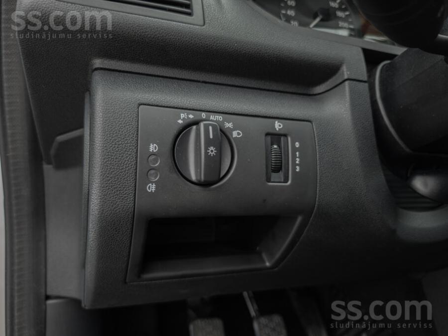 Pelēks Mercedes-Benz A 180 2009 Liepāja, ar dzinēja tilpumu 2.00 L un nobraukumu 179 tūkst. km par 3290 €, foto 18 vietnē AUTOMOTO.COM.LV