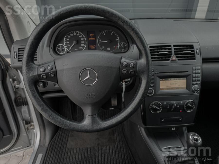 Pelēks Mercedes-Benz A 180 2009 Liepāja, ar dzinēja tilpumu 2.00 L un nobraukumu 179 tūkst. km par 3290 €, foto 19 vietnē AUTOMOTO.COM.LV