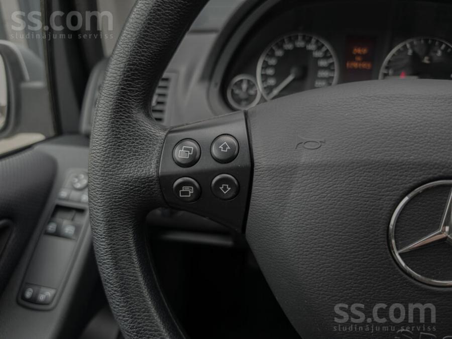 Pelēks Mercedes-Benz A 180 2009 Liepāja, ar dzinēja tilpumu 2.00 L un nobraukumu 179 tūkst. km par 3290 €, foto 20 vietnē AUTOMOTO.COM.LV