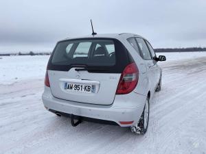 Grey Mercedes-Benz A 180 2010 in Siauliai, with an engine capacity of 1.99 L and mileage of 300 thousand km for 2200 €, photo 15 on AUTOMOTO.COM.LV