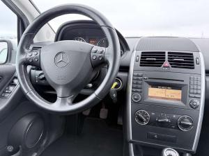 Grey Mercedes-Benz A 180 2010 in Siauliai, with an engine capacity of 1.99 L and mileage of 300 thousand km for 2200 €, photo 24 on AUTOMOTO.COM.LV