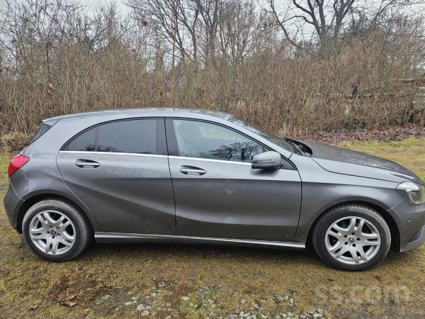Grey Mercedes-Benz A 180 2012 in Riga, with an engine capacity of 1.60 L and mileage of 200 thousand km for 10000 €, photo 1 on AUTOMOTO.COM.LV