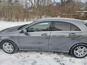 Pelēks Mercedes-Benz A 180 2012 Rīga, ar dzinēja tilpumu 1.80 L un nobraukumu 220 tūkst. km par 8000 €, foto 4 vietnē AUTOMOTO.COM.LV