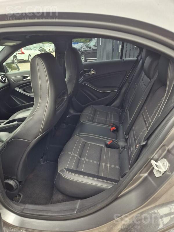 Pelēks Mercedes-Benz A 180 2012 Rīga, ar dzinēja tilpumu 1.80 L un nobraukumu 226 tūkst. km par 8490 €, foto 10 vietnē AUTOMOTO.COM.LV