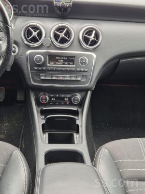 Pelēks Mercedes-Benz A 180 2012 Rīga, ar dzinēja tilpumu 1.80 L un nobraukumu 226 tūkst. km par 8490 €, foto 12 vietnē AUTOMOTO.COM.LV
