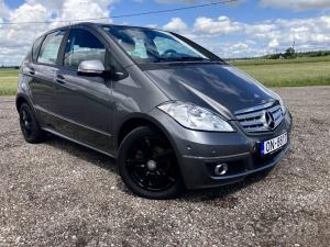 Grey Mercedes-Benz A 180 2012 in Talsi, with an engine capacity of 2.00 L and mileage of 214 thousand km for 5999 €, photo  on AUTOMOTO.COM.LV