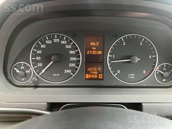 Серый Мерседес А 180 2012 в Талси, объемом двигателя 2.00 л и пробегом 214 тыс. км за 5999 €, фото 10 на AUTOMOTO.COM.LV