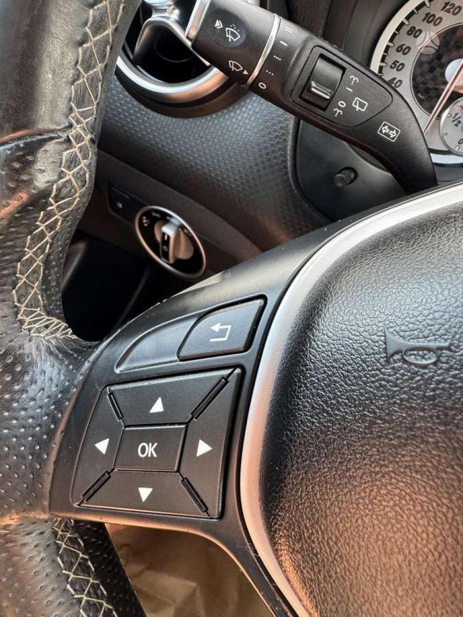 Grey Mercedes-Benz A 180 2012 in Telschi, with an engine capacity of 1.46 L and mileage of 230 thousand km for 6300 €, photo 34 on AUTOMOTO.COM.LV