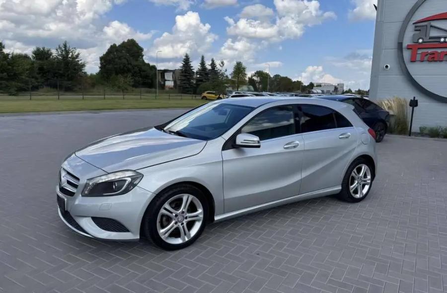 Grey Mercedes-Benz A 180 2012 in Telschi, with an engine capacity of 1.50 L and mileage of 229 thousand km for 6290 €, photo 5 on AUTOMOTO.COM.LV