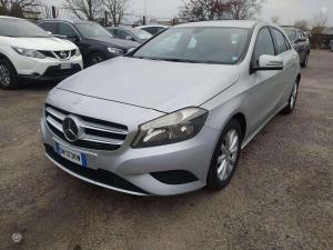 Grey Mercedes-Benz A 180 2013 in Panevezys, with an engine capacity of 1.46 L and mileage of 286 thousand km for 6999 €, photo 3 on AUTOMOTO.COM.LV