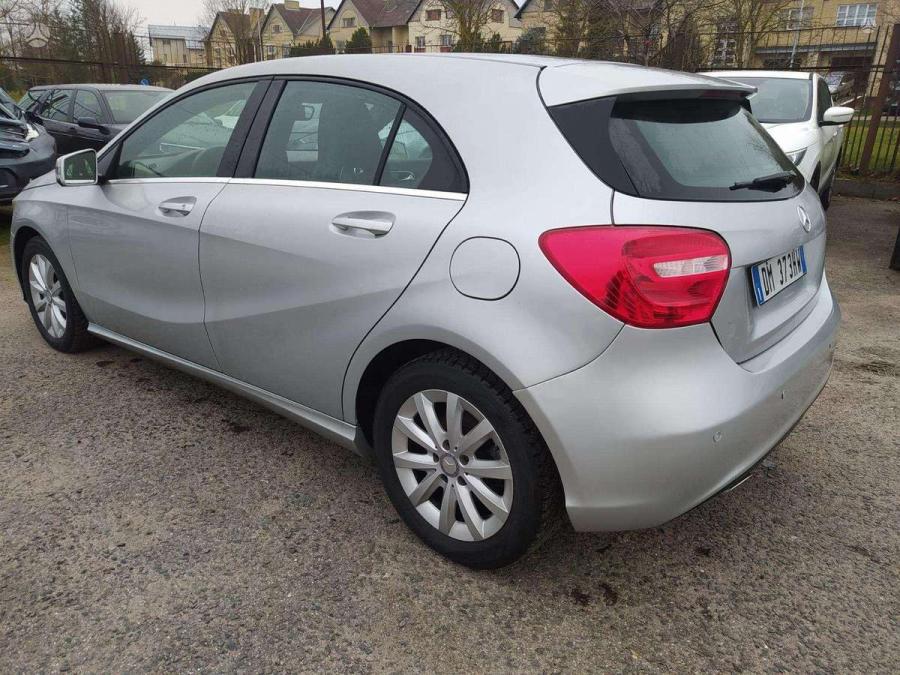 Grey Mercedes-Benz A 180 2013 in Panevezys, with an engine capacity of 1.46 L and mileage of 286 thousand km for 6999 €, photo 12 on AUTOMOTO.COM.LV